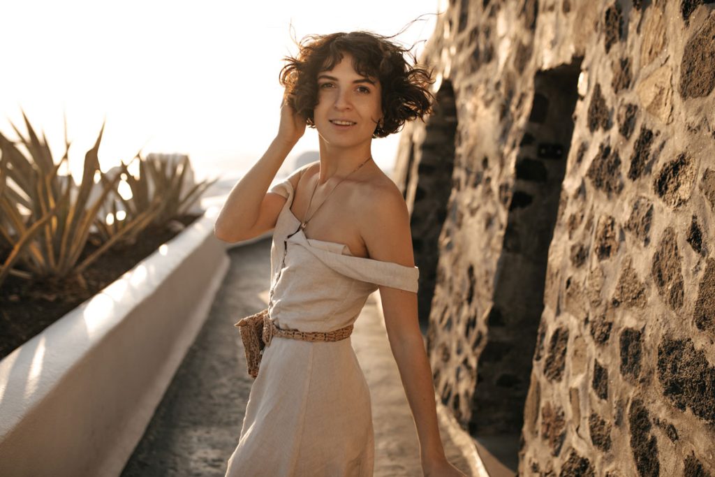 Dating a Greek Woman -Best Places to Meet Greek Girl | womenctr.net [2025]